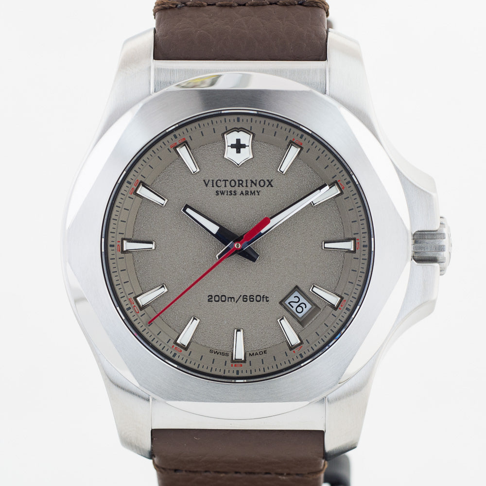 Victorinox INOX Titanium – Swiss Watch Box